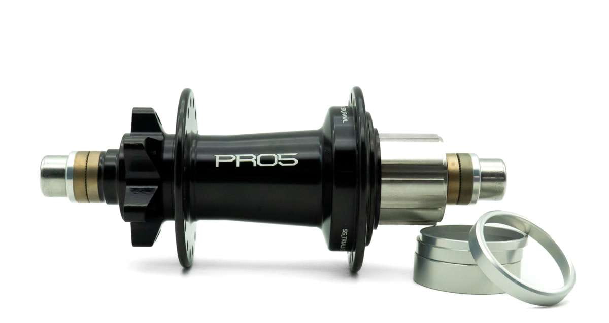 Pro 5 Trial Singlespeed rear hub black 32 hole 135 mm Bolt In